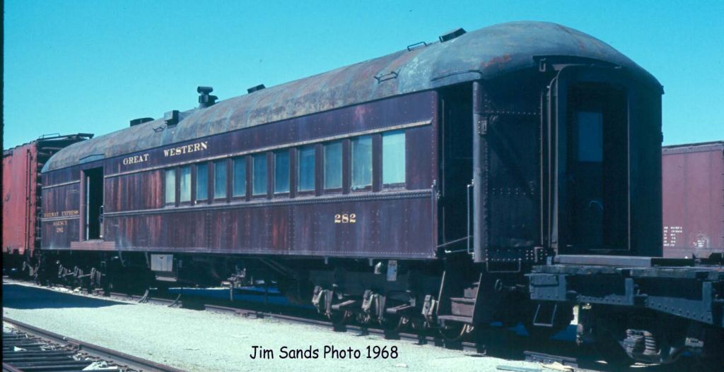 CGW Combine 282 Oelwein Iowa 1968